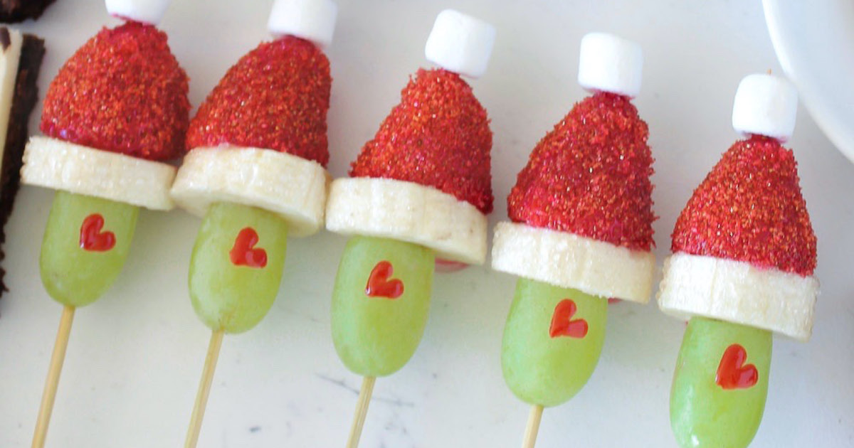 Grinch Grapes! Adorable Grinch Skewers
