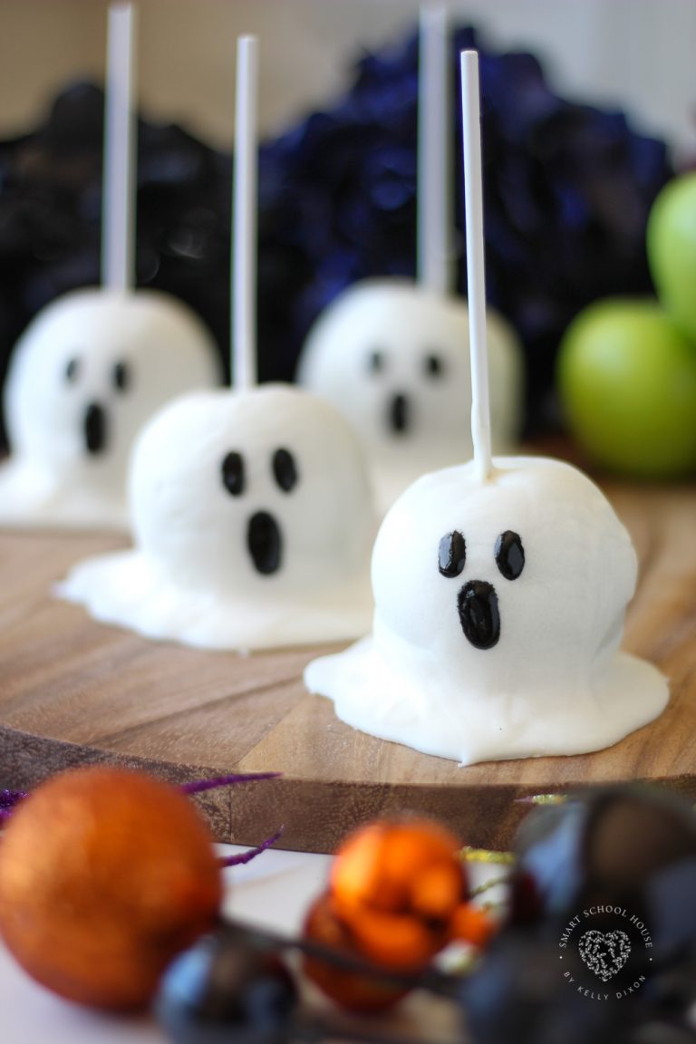 How to Make Candy Apple Ghosts for Halloween