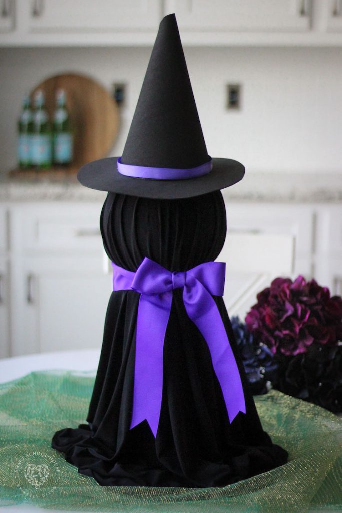 How to Make a Paper Towel Roll Witch for Halloween!