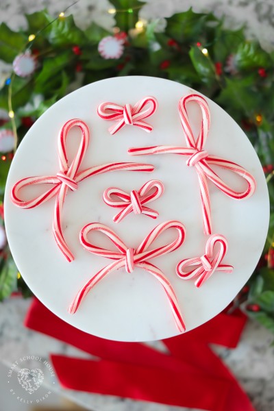 Candy Cane Bows